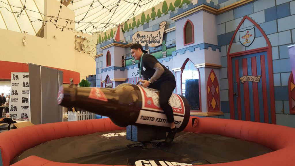 Location rodéo mécanique - Auvergne-Rhône-Alpes - Attractions 2000